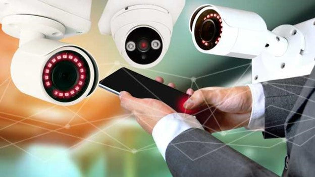 how does a cctv system work